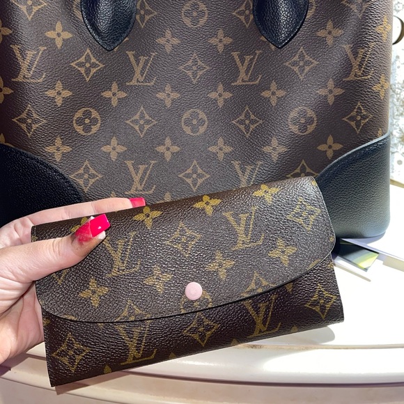 Louis Vuitton | Bags | Louis Vuitton Emilie Wallet | Poshmark